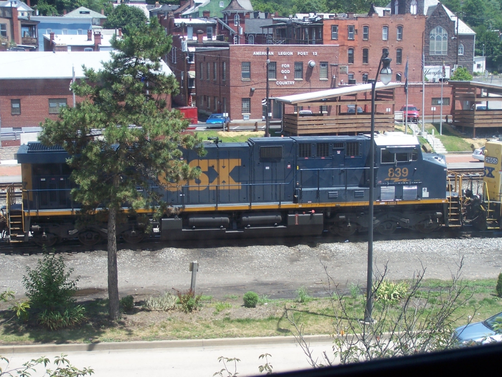 CSX 839